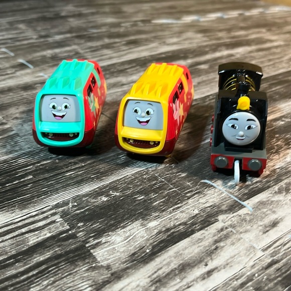 Thomas & Friends | Toys | Thomas Friends Diecast Trains Set Of 3 | Poshmark